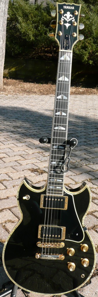 Yamaha SG3000 1982 Black | My Cool Guitars